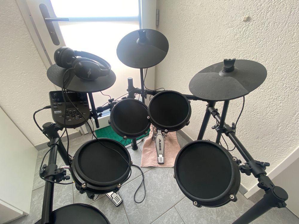 Alexis Nitro Mesh Kit E-Drum Set (Gebraucht) in Gebertingen für CHF 165 ...