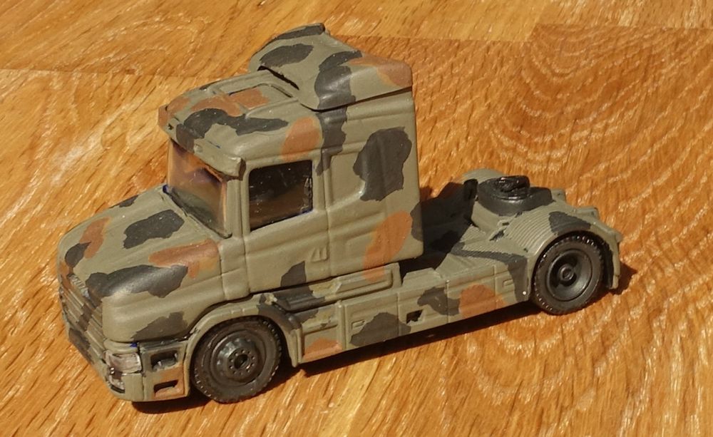 Scania Zugmaschine Camouflage Armee Army 1:87 | Acheter sur Ricardo