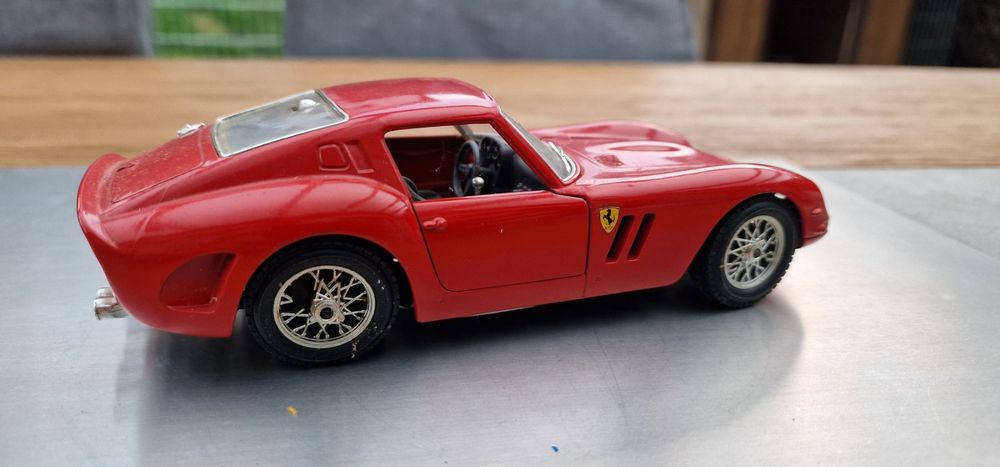 Ferrari 250 GTO aus dem Jahr 1962 Bburago Modellauto DEFEKT | Kaufen ...