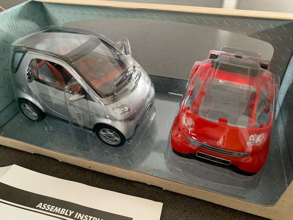 Smart 1 + 1 cabrio Spécial Edition von MAISTO grau / rot | Kaufen auf ...