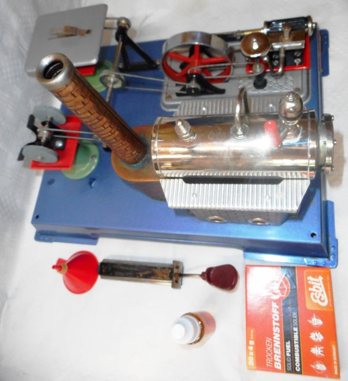 Dampfmaschine Wilesco D101 Komplettset (Gebraucht) in Hefenhofen für ...