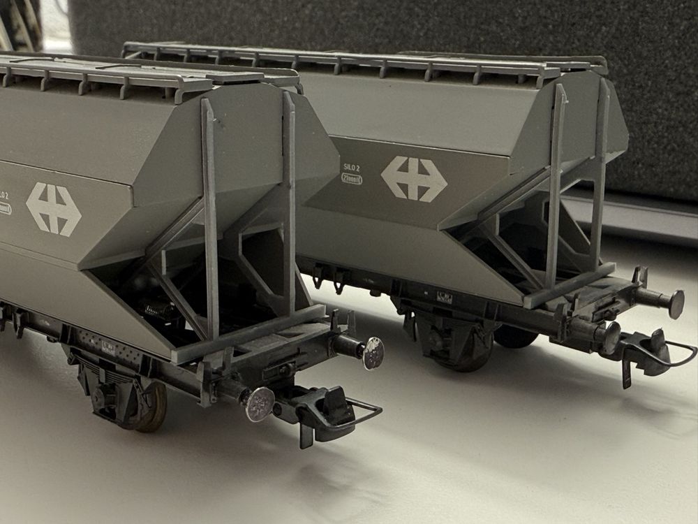 Roco 2x SBB-CFF Getreidesilowagen Tgpps grau / DC HO (Gebraucht) in ...