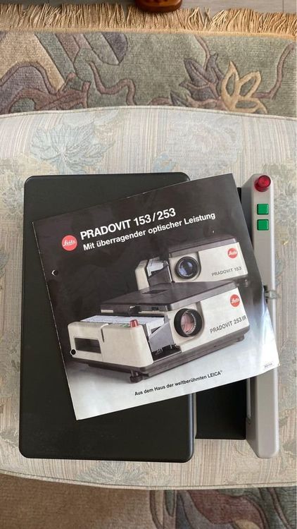 Diaprojektor Leitz Pradovit 153 IR mit Fernbedienung (Gebraucht) in ...