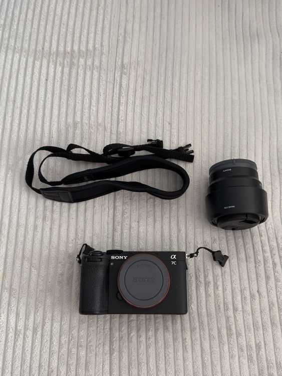 SONY Alpha 7C II + sony 1.8/50 Objektive (Gebraucht) in Hinwil für CHF ...