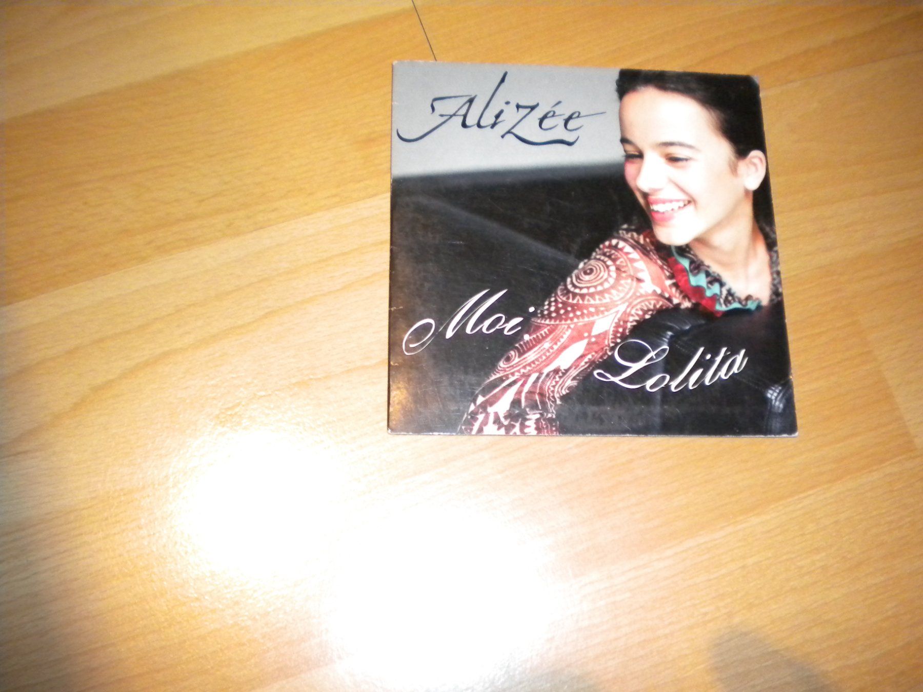 Cd 2 titres d Alizéé (D'occasion) à Satigny pour CHF 1 – avec livraison ...