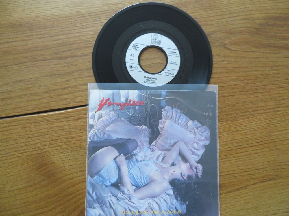Radiorama - Vampires - Seltene Single Schallplatte, Top! (Neu (gemäss ...