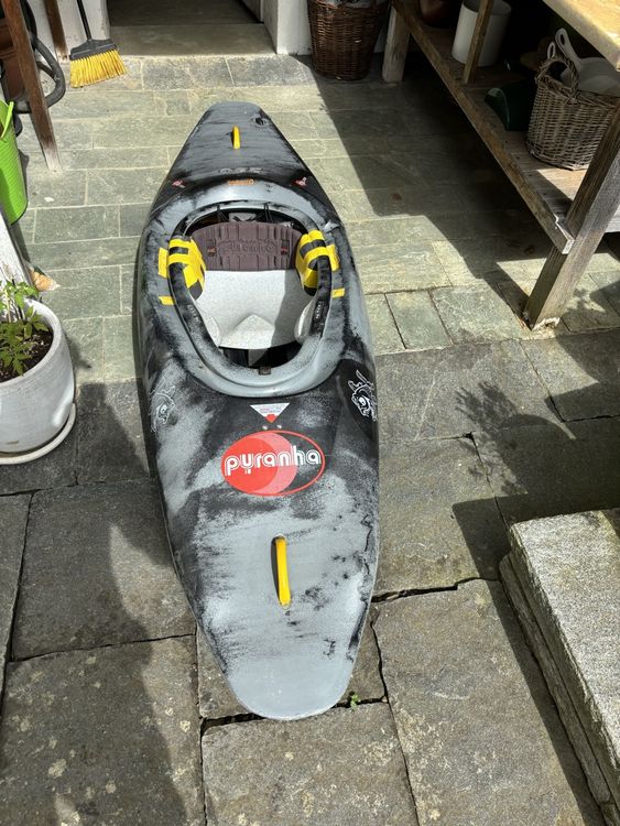 Kajak Pyranha Inazone 230 (Gebraucht) in für CHF 200 – nur Abholung auf ...