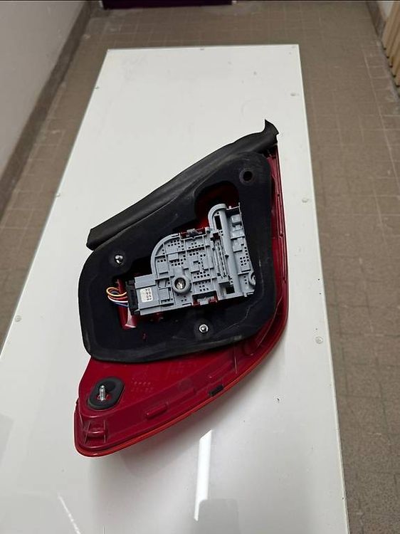 Mercedes W204 S204 Rücklicht rechts hinten LED A2048204764 (Gebraucht ...