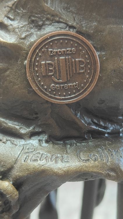 BRONZE SKULPTUR AKT LADY GRAZIE AUF EINEN BARHOCKER SITZEND (Gebraucht) in Jeuss für CHF 172 ...