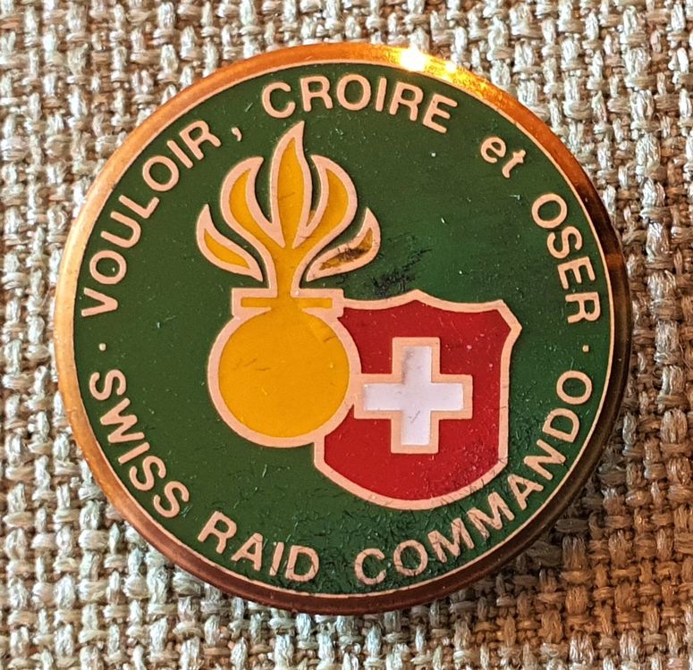 L438 - Pin Swiss Raid Commando / Vouloir Croire et Oser (Gebraucht) in Reinach BL für CHF 2 ...
