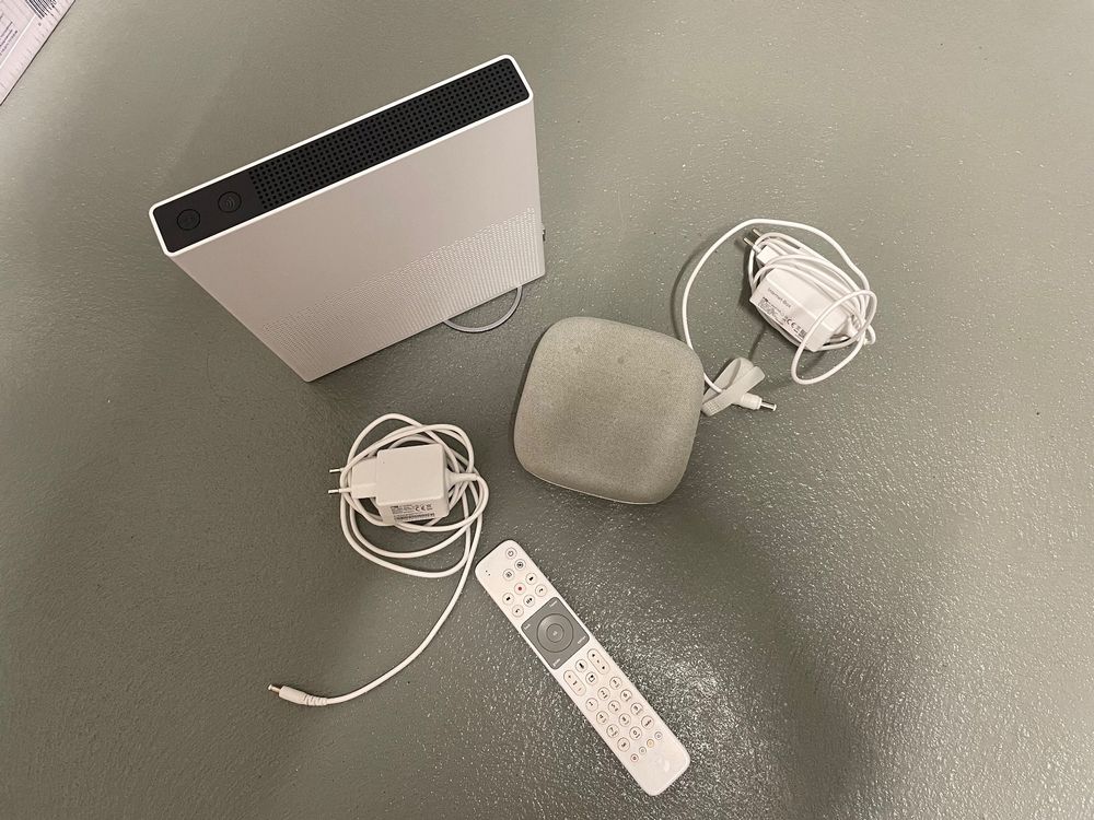 Swisscom Router Und Tv Box Mit Fernsteuerung Kaufen Auf Ricardo