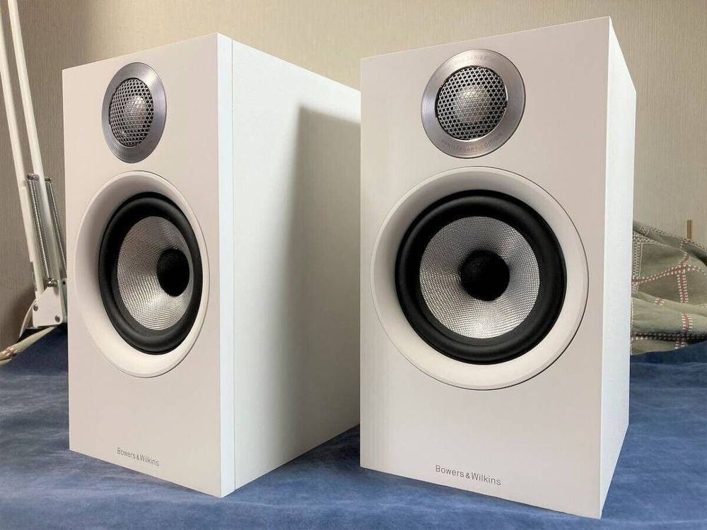 Bowers & Wilkins 607 S2 Anniversary, like new | Kaufen auf Ricardo