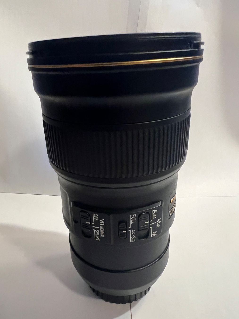 AF-S Nikkor 300mm f/4E PF ED VR (Neu (gemäss Beschreibung)) in Carouge ...