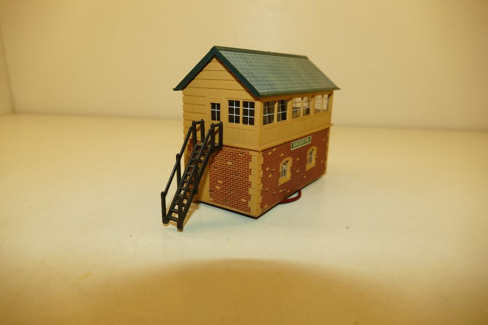 Hornby H0: Signal Box Brighton (Neu (gemäss Beschreibung)) in ...