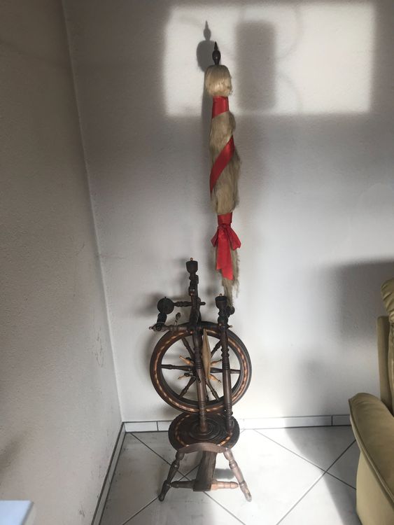 Spinnrad aus Holz (Gebraucht) in Biberist für CHF 3 – nur Abholung auf ...