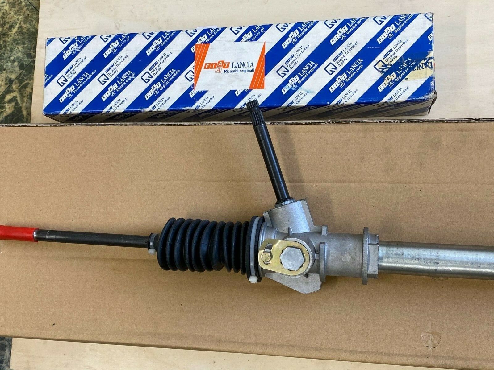 MASERATI BITURBO SCATOLA STERZO COUPE GHIBLI 425 430 KARIF (Neu (gemäss ...