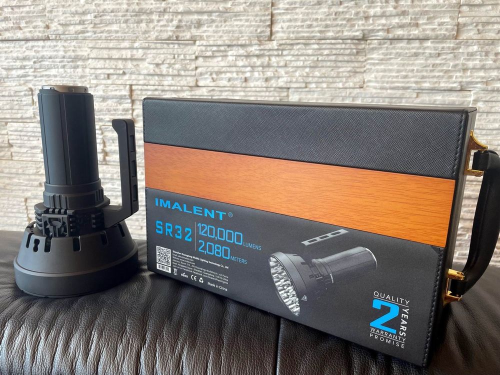 IMALENT SR32 hellste Taschenlampe der Welt: 120'000 Lumen (Neu und ...