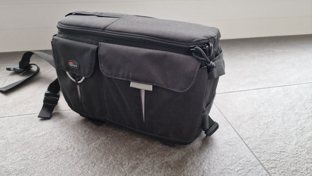 Lowepro Photo Runner 100 (Gebraucht) in Frauenfeld für CHF 15 – mit ...