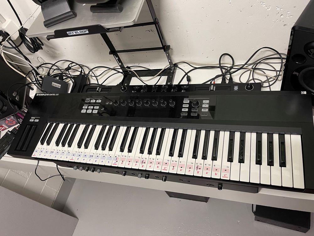 Native Instruments Komplete Kontrol s61 mk1 (Gebraucht) in für CHF 130 ...