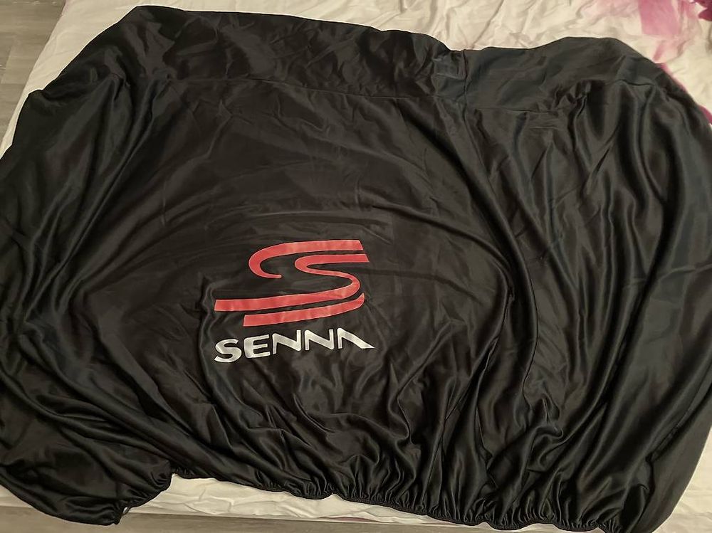 MV Agusta/Senna Motorrad Indoor cover plane , Top Zustand! (Gebraucht ...