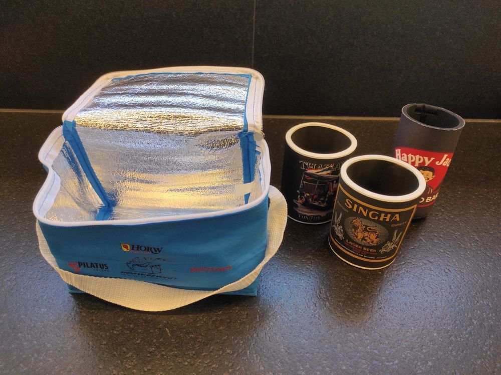 Bier Cooler 2x für Büchsen / 1x für Flasche inkl.Kühltäschli (Neuf ...