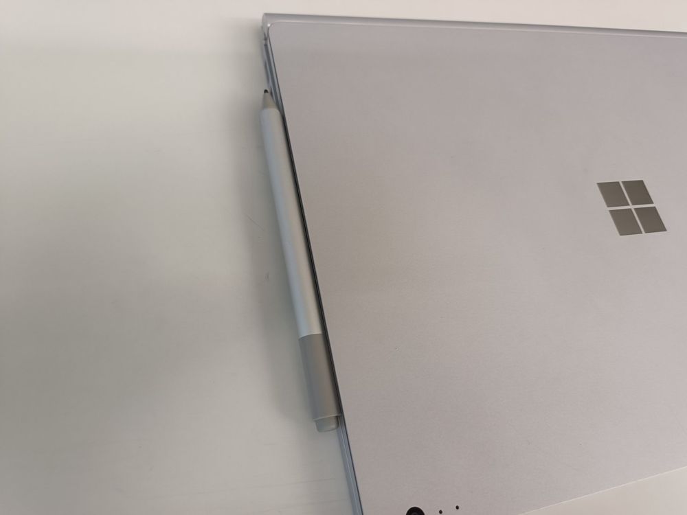 Microsoft Surface 2 2018 PC - 8 GB - 256 GB mit Zubehör (D'occasion) à ...