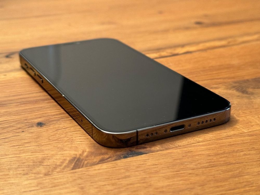 Apple iPhone 12 Pro, 128 GB, Graphite | Kaufen auf Ricardo