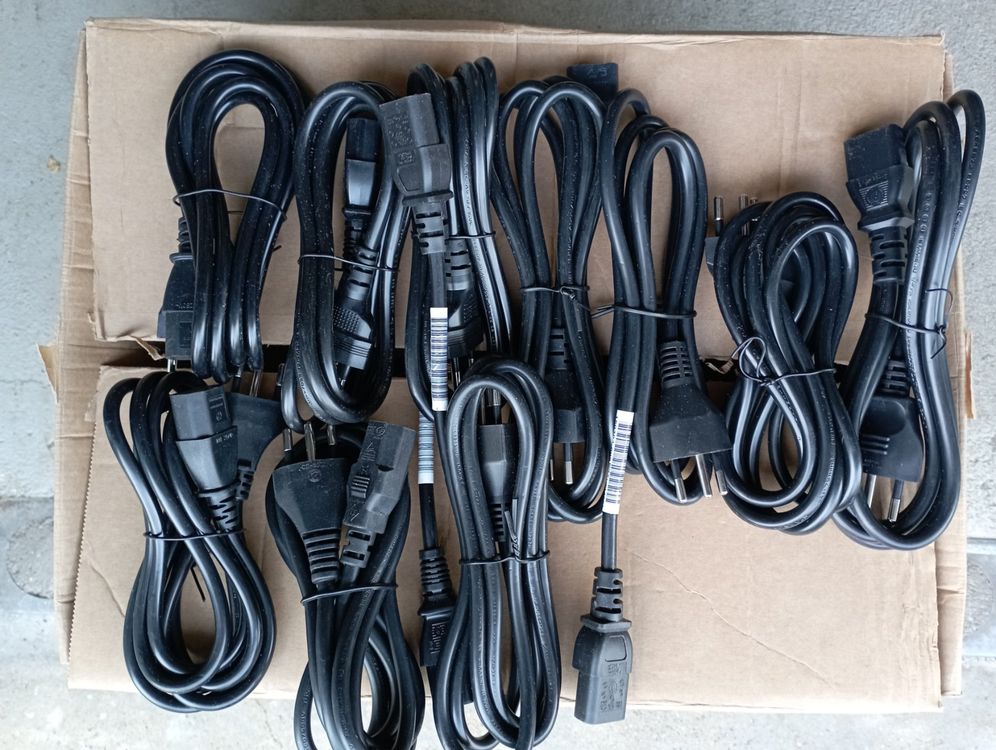 10x CH Schuko-Netzkabel mit Kaltgeräte-Stecker NEU | Kaufen auf Ricardo 10x CH Schuko-Netzkabel mit Kaltgeräte-Stecker NEU | Kaufen auf Ricardo