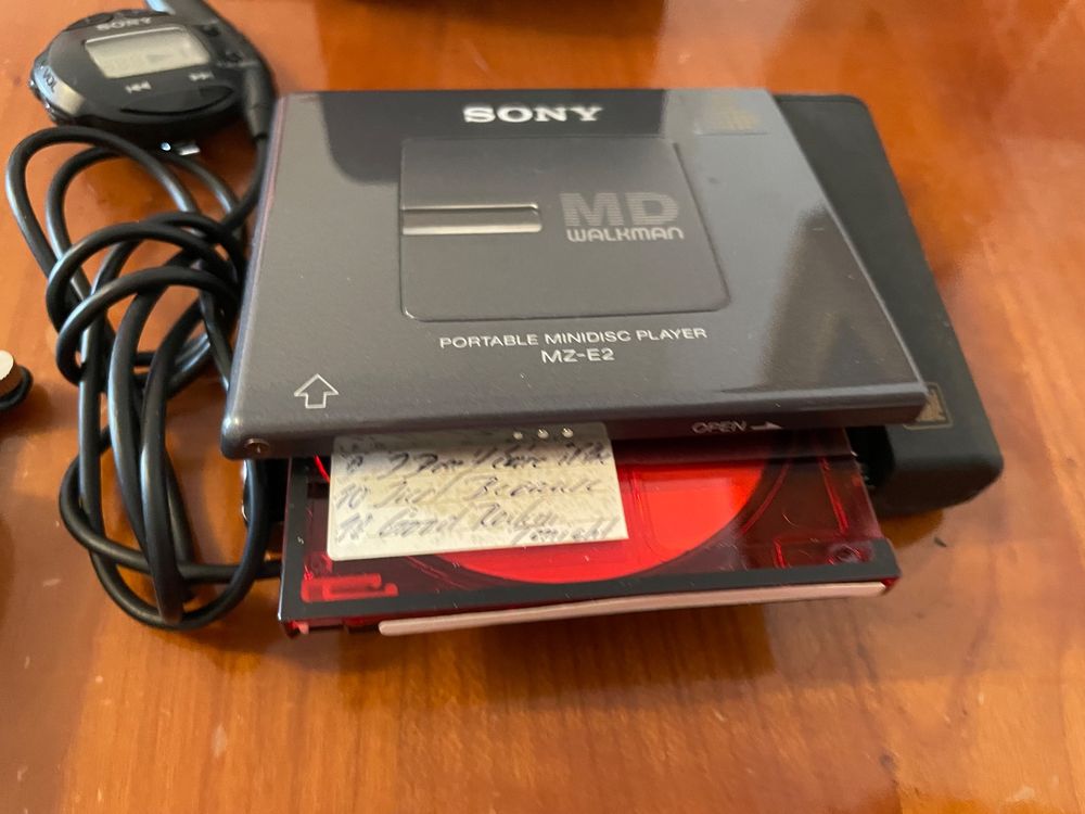 Sony Minidisc MZ-E2 mit Zubehör (Gebraucht) in Zürich für CHF 155 – mit ...