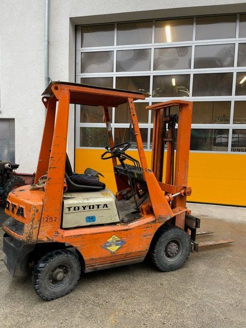 Gabelstapler (Gebraucht) in Grund b. Gstaad für CHF 2200 – nur Abholung auf Ricardo kaufen