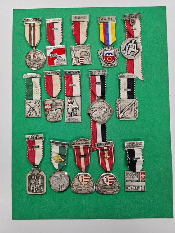 SCHIESSEN KRANZABZEICHEN MEDAILLEN MÜNZEN (Gebraucht) in Ermatingen für CHF 20 – mit Lieferung ...