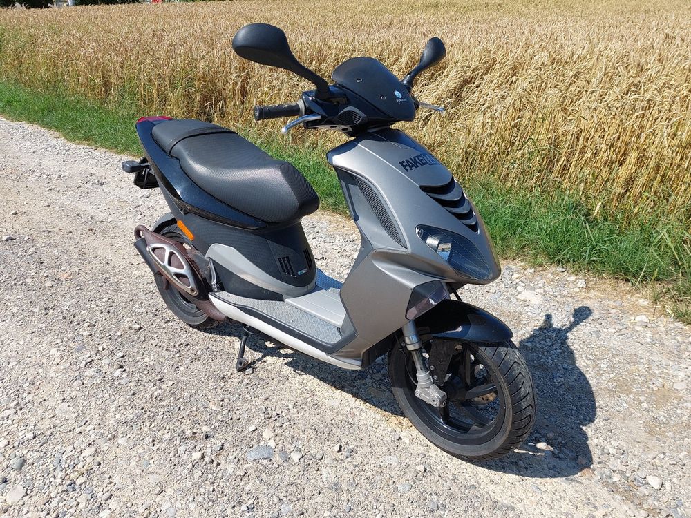 Piaggop NRG 50 Power DD Roller Scooter MFK Sept.2021 (Gebraucht) in Schleitheim für CHF 473 ...