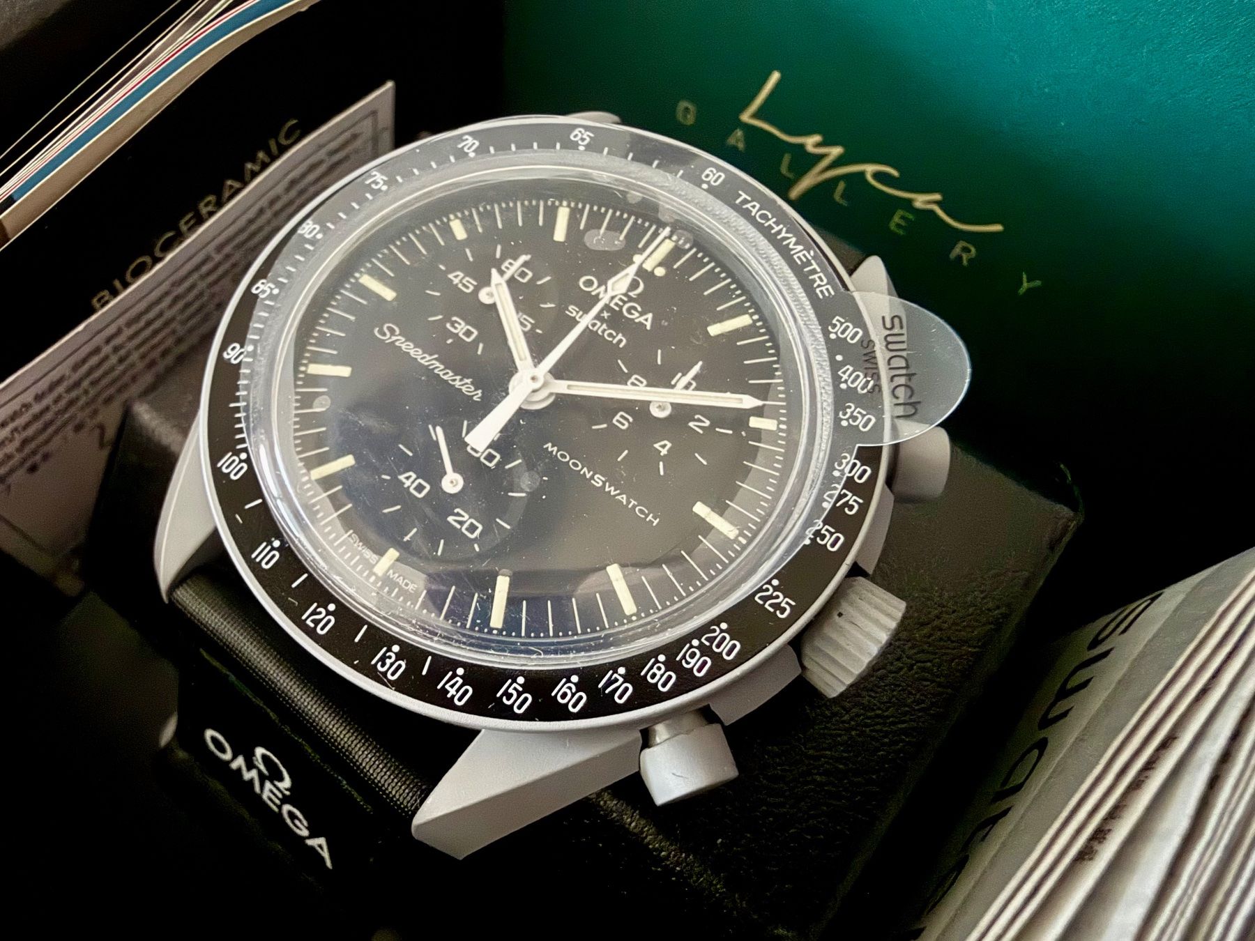 OMEGA x SWATCH Mission to the Moon - Box & Papers (Neu und ...