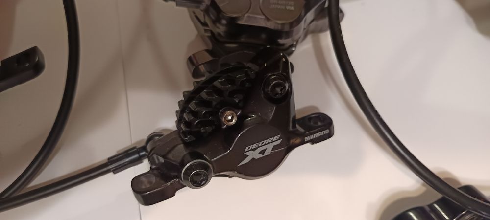 Grosses Lot disc Brake Shimano und andere neuwertig (Gebraucht) in Solothurn für CHF 99 – mit ...