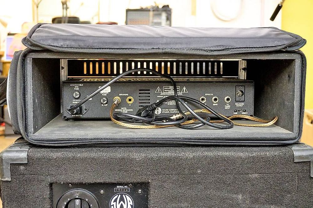 SWR Bass 350 mit Case und Kabel - revidiert (Gebraucht) in Aarau für ...