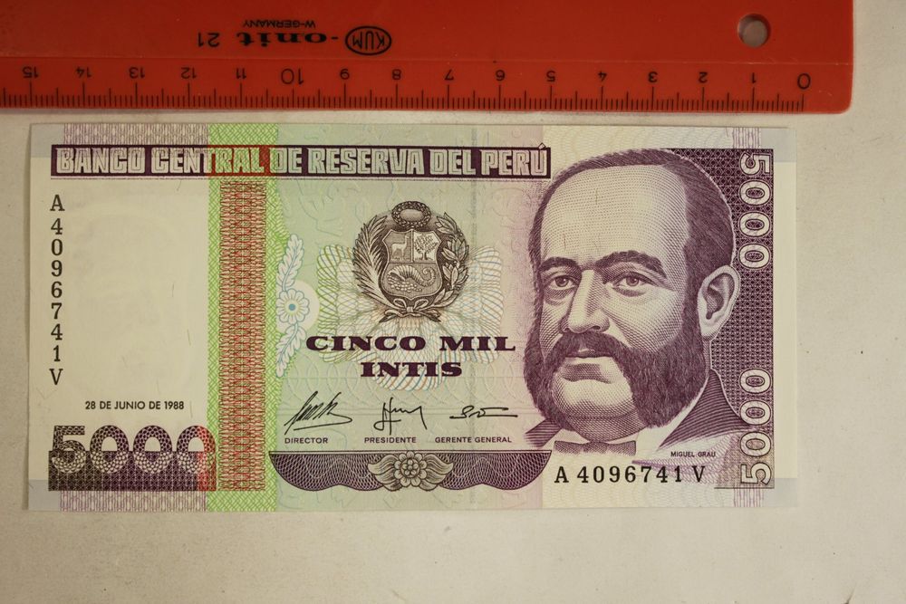 5000 intis Neuf (Gebraucht) in La plaine für CHF 3 – mit Lieferung auf ...