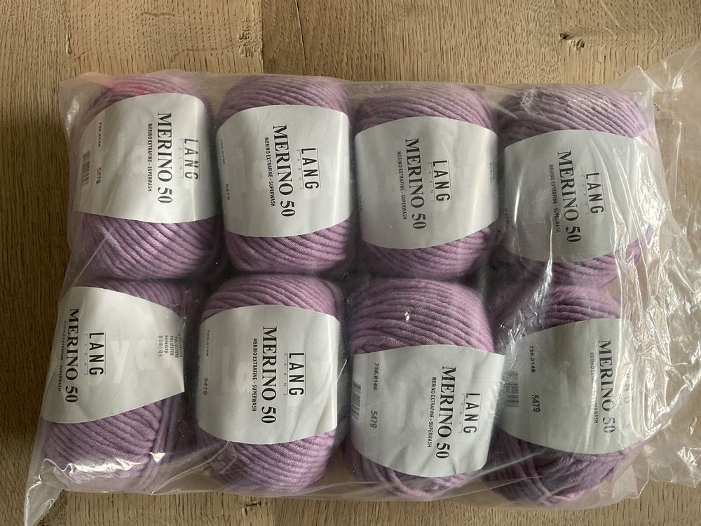 Wolle (Neu und originalverpackt) in Oerlingen für CHF 40 – mit ...