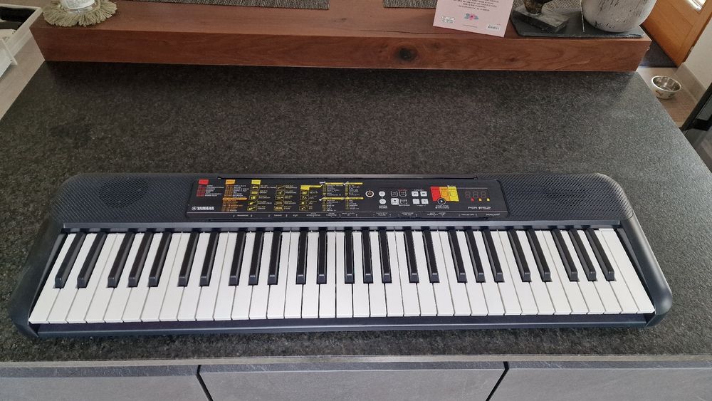 Yamaha PSR FS2 Keyboard (Neu (gemäss Beschreibung)) in Eisten für CHF ...