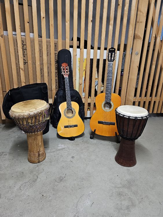 Guitar und Bongo drums | Kaufen auf Ricardo