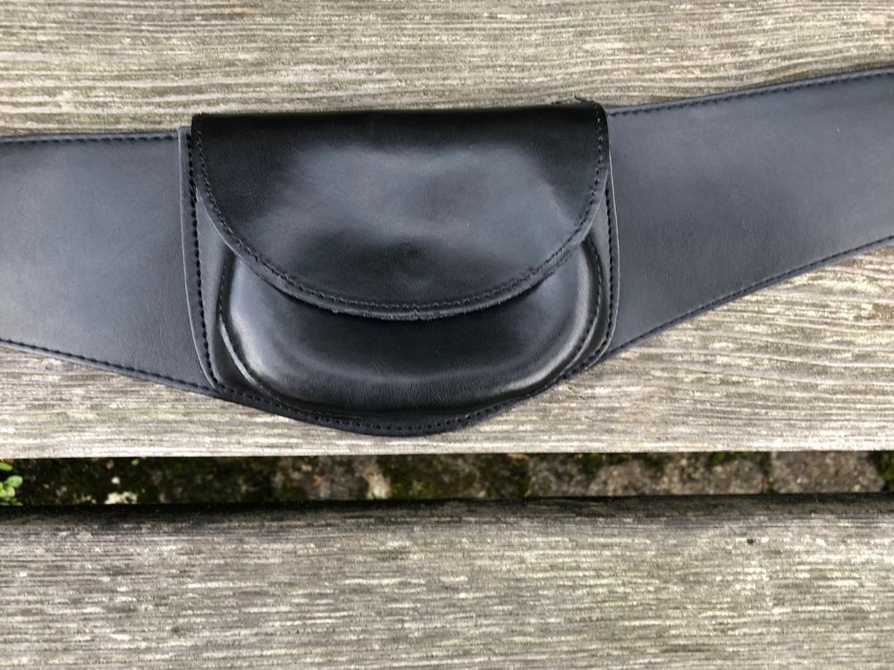 Gurtel Mit Tasche Leder