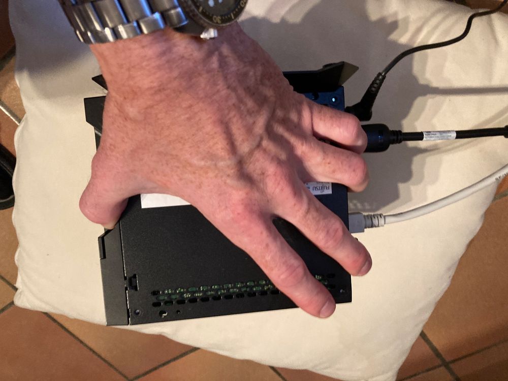 SIlENT Mini-PC Thin Client Fujitsu Futro S740 Windows 11 SSD (Gebraucht ...