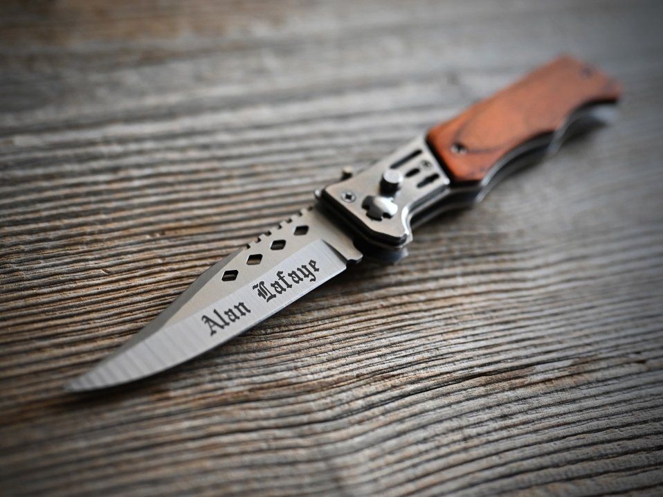 Messer mit Ihrem lasergravierten Namen, Militär/Jagd/Outdoor (Neu ...