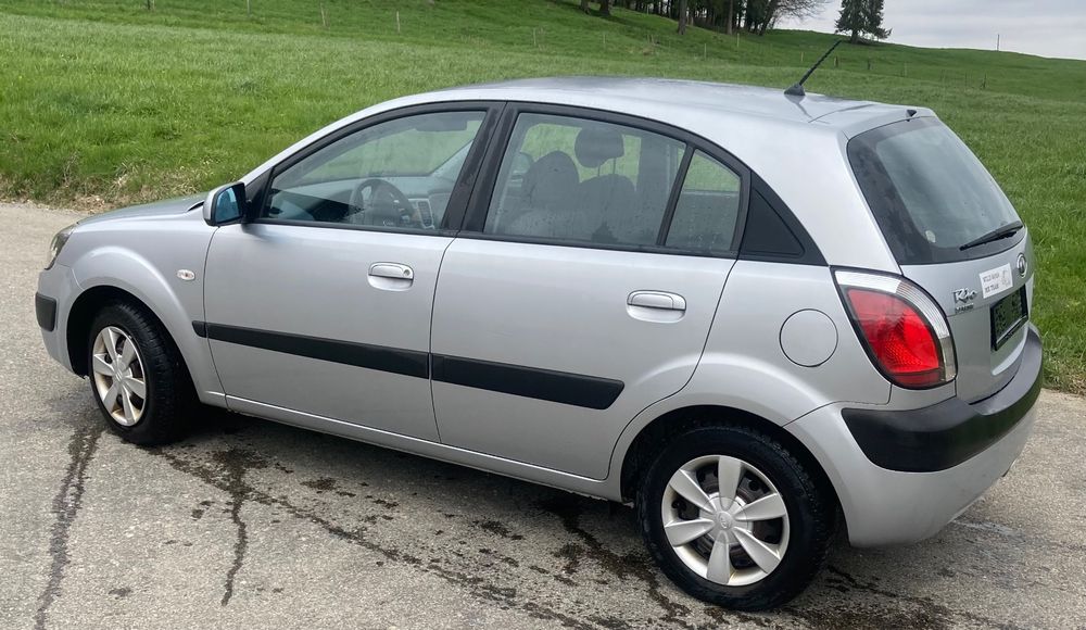 Kia Rio lll 1.4 (Gebraucht) in Hagenbuch ZH für CHF 2500 – nur Abholung ...