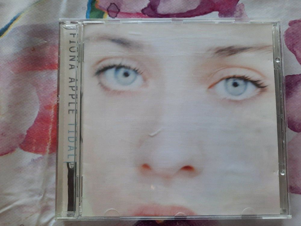 CD Fiona Apple - Tidal (Gebraucht) in Pully für CHF 3.5 – mit Lieferung ...