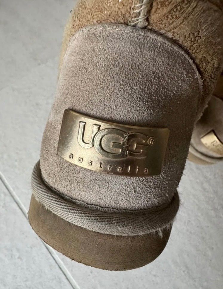 Ugg Boots Classic Tall Limited Edition Gold Shimmer Beige (Gebraucht ...