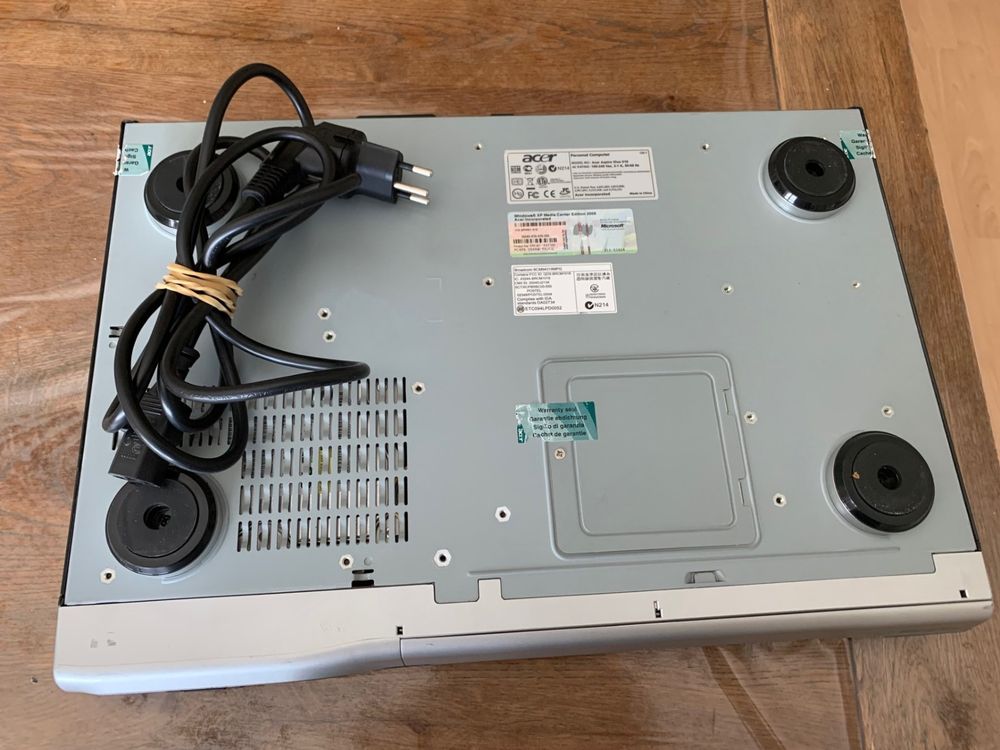 Vintage Acer IDEA 510 PC 250 GB HD 2GB RAM WiFi (Gebraucht) in Emmen ...