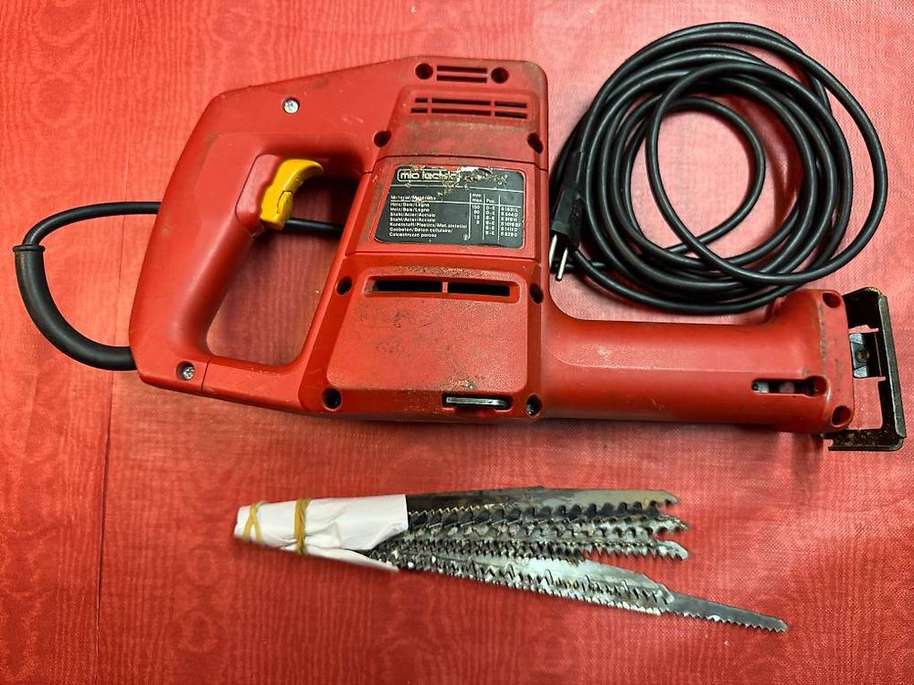 Elektro-Fuchsschwanz Mio electric Typ MFS 2600E 550W (Gebraucht) in Zürich für CHF 15 – nur ...