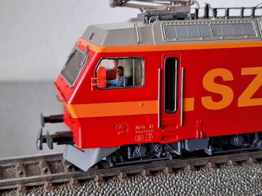 HAG HO. Locomotive Re 4/4 Compagnie SZU, selon photos (Neu und ...