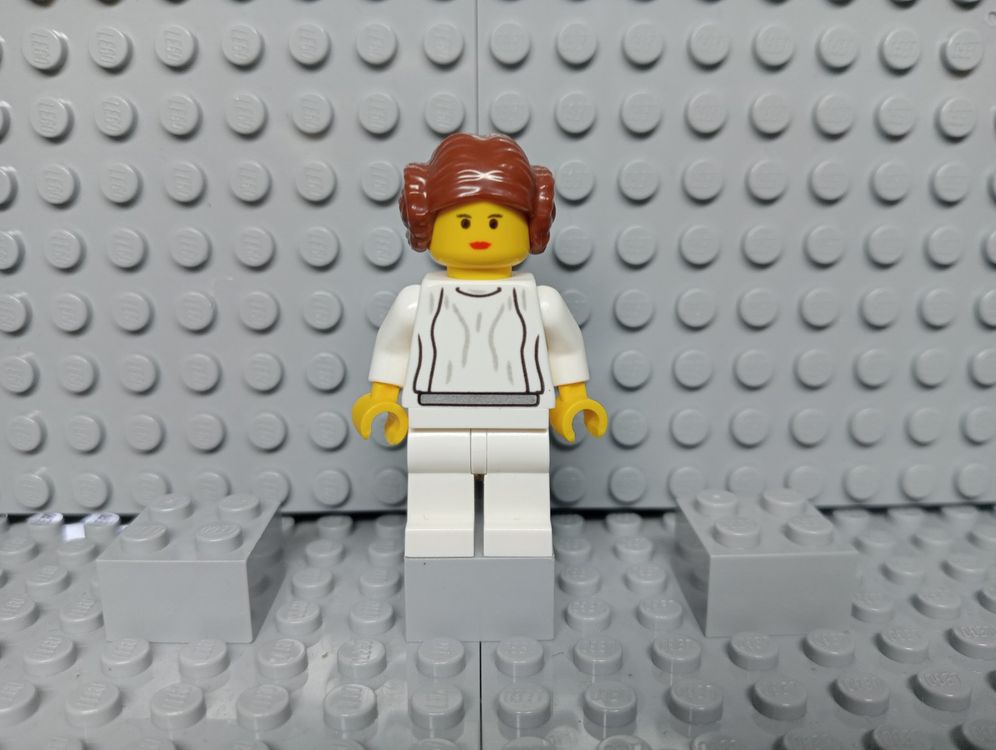 Lego Star Wars - Princess Leia (20th Anniversary Torso) | Kaufen auf ...