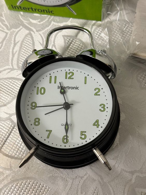 Wecker Uhr (Intertronic) Nr 85 (Gebraucht) in Effretikon für CHF 9 ...